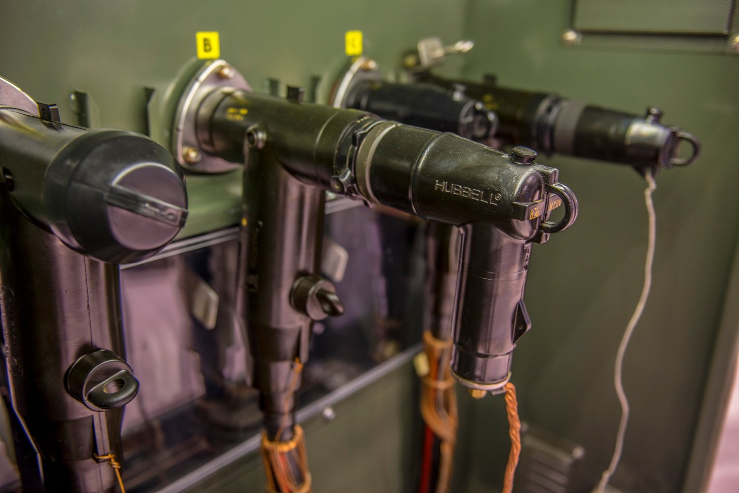 13 Tips for Installing Underground Separable Connectors